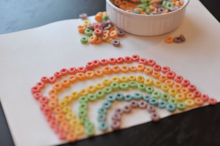 Fruit Loop Art | mommyapolis